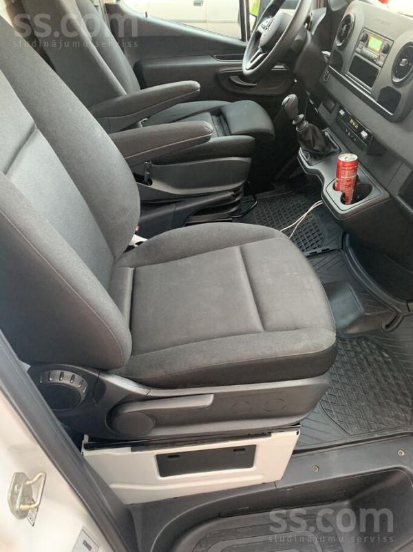 White Mercedes-Benz Sprinter 2019 in Jelgava, with an engine capacity of 2.20 L and mileage of 377 thousand km for 25700 €, photo 6 on AUTOMOTO.COM.LV