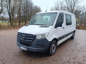 Balts Mercedes-Benz Sprinter 2019 Ogre, ar dzinēja tilpumu 2.10 L un nobraukumu 242 tūkst. km par 23000 €, foto  vietnē AUTOMOTO.COM.LV