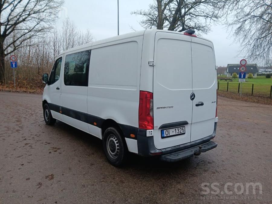 Balts Mercedes-Benz Sprinter 2019 Ogre, ar dzinēja tilpumu 2.10 L un nobraukumu 242 tūkst. km par 23000 €, foto 4 vietnē AUTOMOTO.COM.LV