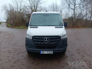 Balts Mercedes-Benz Sprinter 2019 Ogre, ar dzinēja tilpumu 2.10 L un nobraukumu 242 tūkst. km par 23000 €, foto 10 vietnē AUTOMOTO.COM.LV