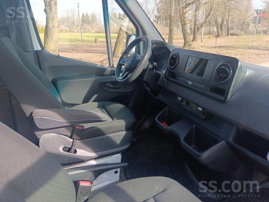 Balts Mercedes-Benz Sprinter 2019 Ogre, ar dzinēja tilpumu 2.10 L un nobraukumu 242 tūkst. km par 23000 €, foto 18 vietnē AUTOMOTO.COM.LV