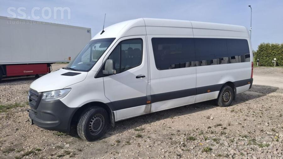 White Mercedes-Benz Sprinter 2021 in Riga, with an engine capacity of 2.20 L and mileage of 870 thousand km for 6000 €, photo 1 on AUTOMOTO.COM.LV