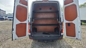 White Mercedes-Benz Sprinter 2021 in Riga, with an engine capacity of 2.20 L and mileage of 870 thousand km for 6000 €, photo 4 on AUTOMOTO.COM.LV