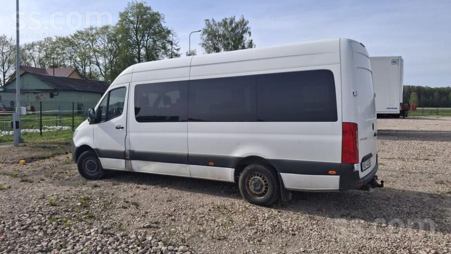 White Mercedes-Benz Sprinter 2021 in Riga, with an engine capacity of 2.20 L and mileage of 870 thousand km for 6000 €, photo 5 on AUTOMOTO.COM.LV