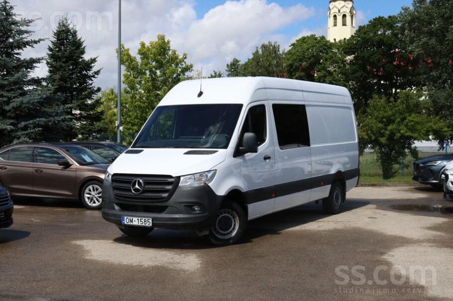 White Mercedes-Benz Sprinter 2021 in Riga, with an engine capacity of 2.20 L and mileage of 145 thousand km for 21500 €, photo 1 on AUTOMOTO.COM.LV