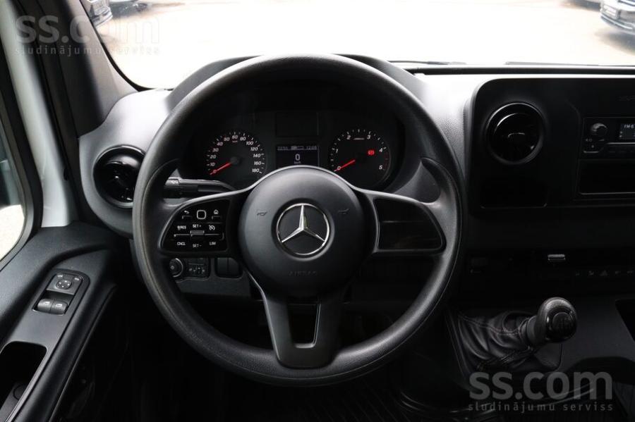 White Mercedes-Benz Sprinter 2021 in Riga, with an engine capacity of 2.20 L and mileage of 145 thousand km for 21500 €, photo 10 on AUTOMOTO.COM.LV