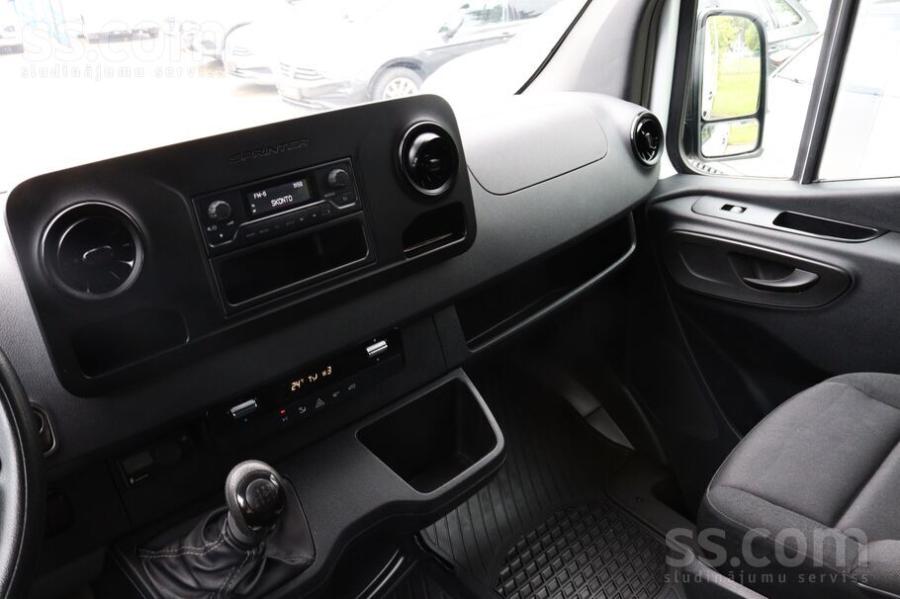 White Mercedes-Benz Sprinter 2021 in Riga, with an engine capacity of 2.20 L and mileage of 145 thousand km for 21500 €, photo 12 on AUTOMOTO.COM.LV