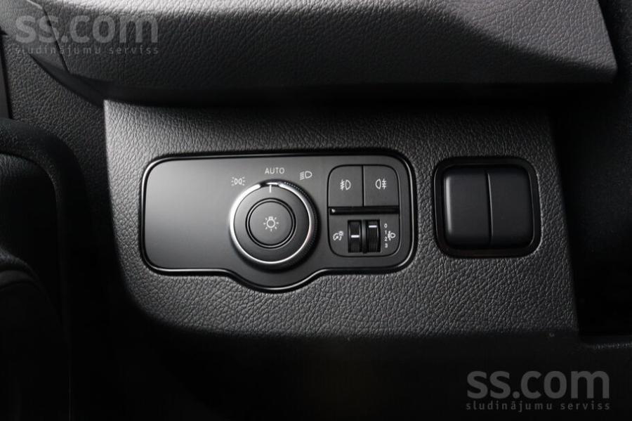White Mercedes-Benz Sprinter 2021 in Riga, with an engine capacity of 2.20 L and mileage of 145 thousand km for 21500 €, photo 15 on AUTOMOTO.COM.LV