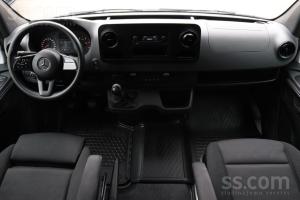 White Mercedes-Benz Sprinter 2021 in Riga, with an engine capacity of 2.20 L and mileage of 145 thousand km for 21500 €, photo 19 on AUTOMOTO.COM.LV
