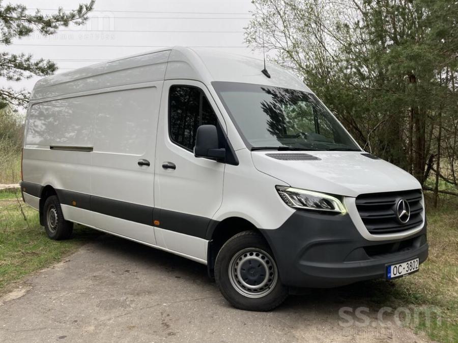 White Mercedes-Benz Sprinter 2022 in Riga, with an engine capacity of 2.00 L and mileage of 31 thousand km for 41950 €, photo 3 on AUTOMOTO.COM.LV