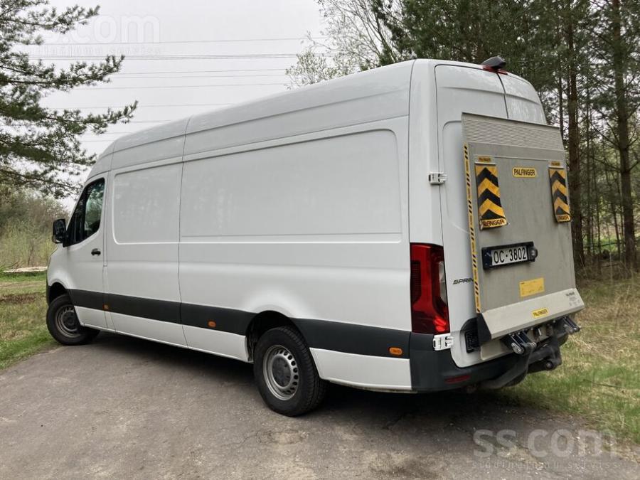 White Mercedes-Benz Sprinter 2022 in Riga, with an engine capacity of 2.00 L and mileage of 31 thousand km for 41950 €, photo 6 on AUTOMOTO.COM.LV