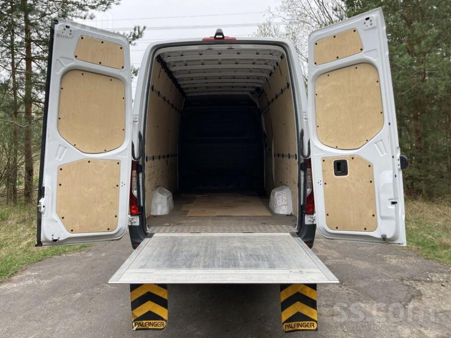 White Mercedes-Benz Sprinter 2022 in Riga, with an engine capacity of 2.00 L and mileage of 31 thousand km for 41950 €, photo 23 on AUTOMOTO.COM.LV