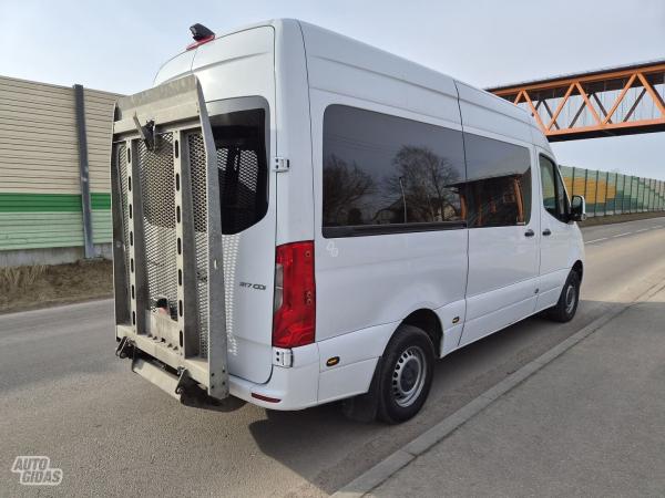 White Mercedes-Benz Sprinter 2022 in Kaunas, with an engine capacity of 2.00 L and mileage of 263 thousand km for 22900 €, photo 3 on AUTOMOTO.COM.LV