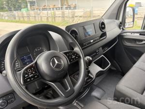 White Mercedes-Benz Sprinter 2022 in Riga, with an engine capacity of 2.00 L and mileage of 366 thousand km for 15700 €, photo 4 on AUTOMOTO.COM.LV