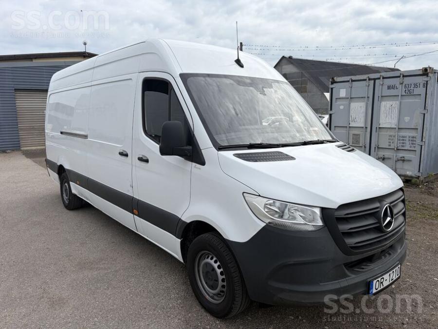White Mercedes-Benz Sprinter 2022 in Riga, with an engine capacity of 2.00 L and mileage of 366 thousand km for 15700 €, photo 6 on AUTOMOTO.COM.LV