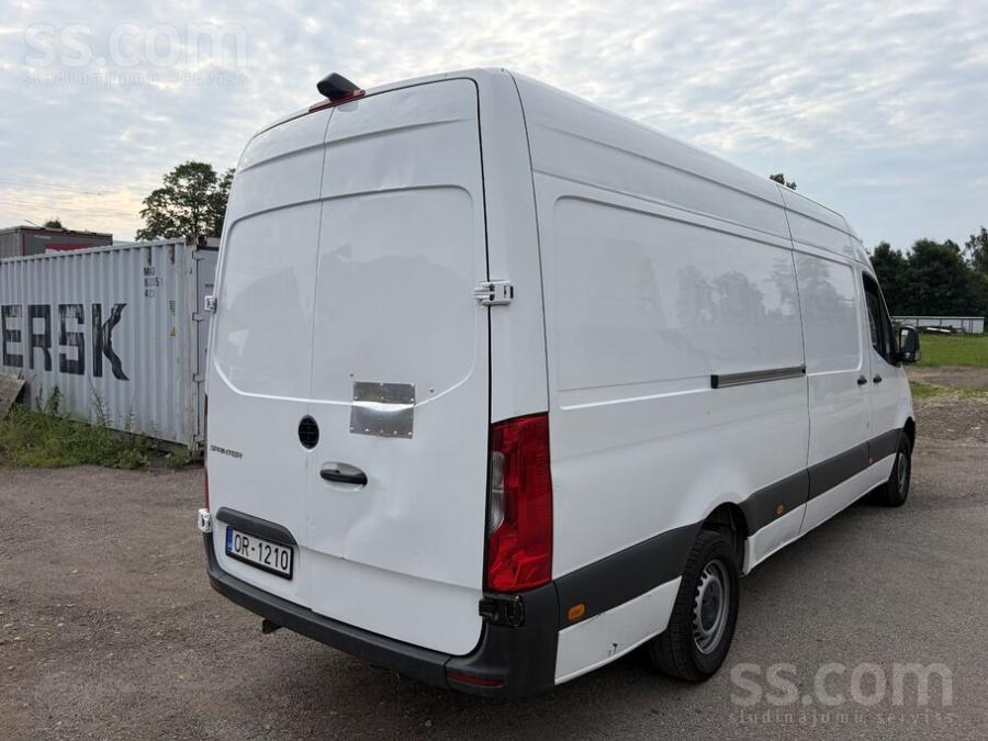 White Mercedes-Benz Sprinter 2022 in Riga, with an engine capacity of 2.00 L and mileage of 366 thousand km for 15700 €, photo 8 on AUTOMOTO.COM.LV