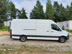 White Mercedes-Benz Sprinter 2022 in Riga, with an engine capacity of 2.00 L and mileage of 158 thousand km for 23000 €, photo 3 on AUTOMOTO.COM.LV