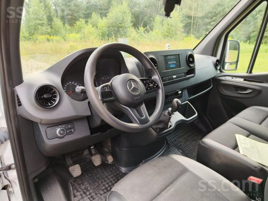 White Mercedes-Benz Sprinter 2022 in Riga, with an engine capacity of 2.00 L and mileage of 158 thousand km for 23000 €, photo 5 on AUTOMOTO.COM.LV