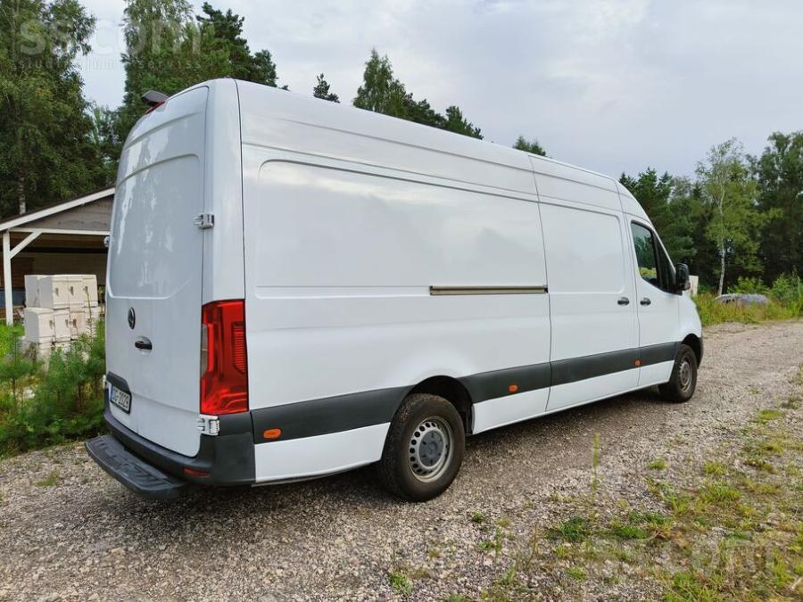 White Mercedes-Benz Sprinter 2022 in Riga, with an engine capacity of 2.00 L and mileage of 158 thousand km for 23000 €, photo 13 on AUTOMOTO.COM.LV
