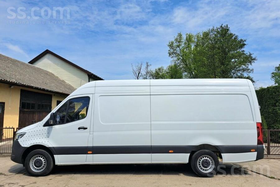 White Mercedes-Benz Sprinter 2024 in Riga, with an engine capacity of 2.00 L and mileage of 0 thousand km for 42955 €, photo 4 on AUTOMOTO.COM.LV