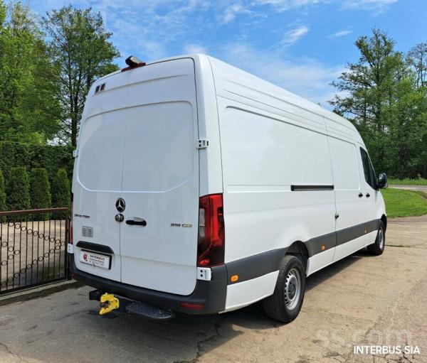 White Mercedes-Benz Sprinter 2024 in Riga, with an engine capacity of 2.00 L and mileage of 0 thousand km for 42955 €, photo 7 on AUTOMOTO.COM.LV