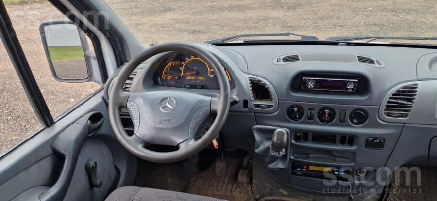 White Mercedes-Benz Sprinter 2000 in Daugavpils, with an engine capacity of 2.10 L and mileage of 506 thousand km for 21780 €, photo 8 on AUTOMOTO.COM.LV
