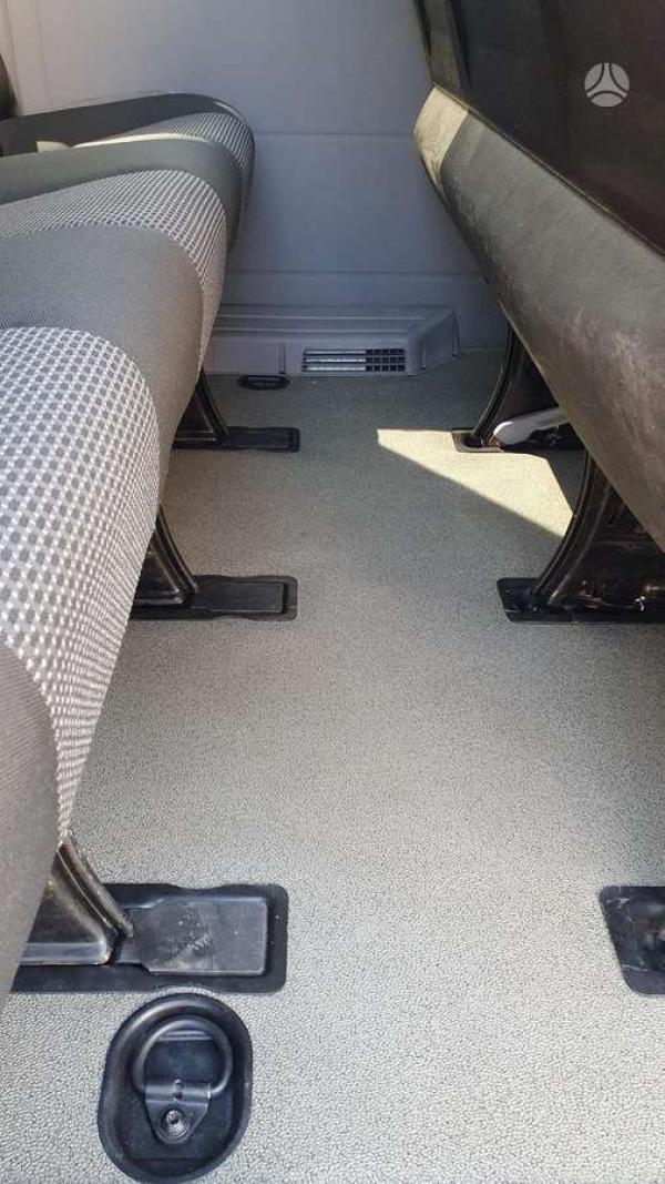 White Mercedes-Benz Sprinter 2012 in Vilnius, with an engine capacity of 2.14 L and mileage of 321 thousand km for 25000 €, photo 8 on AUTOMOTO.COM.LV