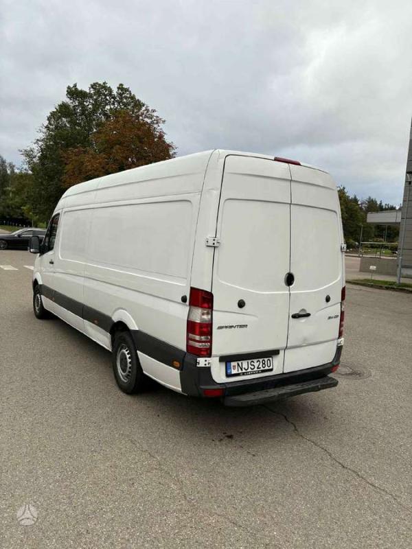 Balts Mercedes-Benz Sprinter 2018 Viļņa, ar dzinēja tilpumu 2.14 L un nobraukumu 408 tūkst. km par 8000 €, foto 8 vietnē AUTOMOTO.COM.LV