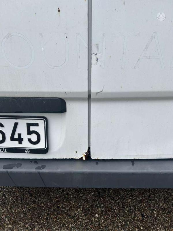 Balts Mercedes-Benz Sprinter 2018 Viļņa, ar dzinēja tilpumu 2.14 L un nobraukumu 245 tūkst. km par 9100 €, foto 6 vietnē AUTOMOTO.COM.LV