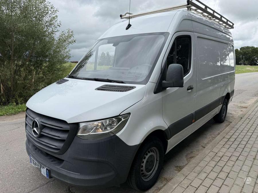 Balts Mercedes-Benz Sprinter 2020 Tauragė, ar dzinēja tilpumu 2.14 L un nobraukumu 292 tūkst. km par 12500 €, foto 3 vietnē AUTOMOTO.COM.LV