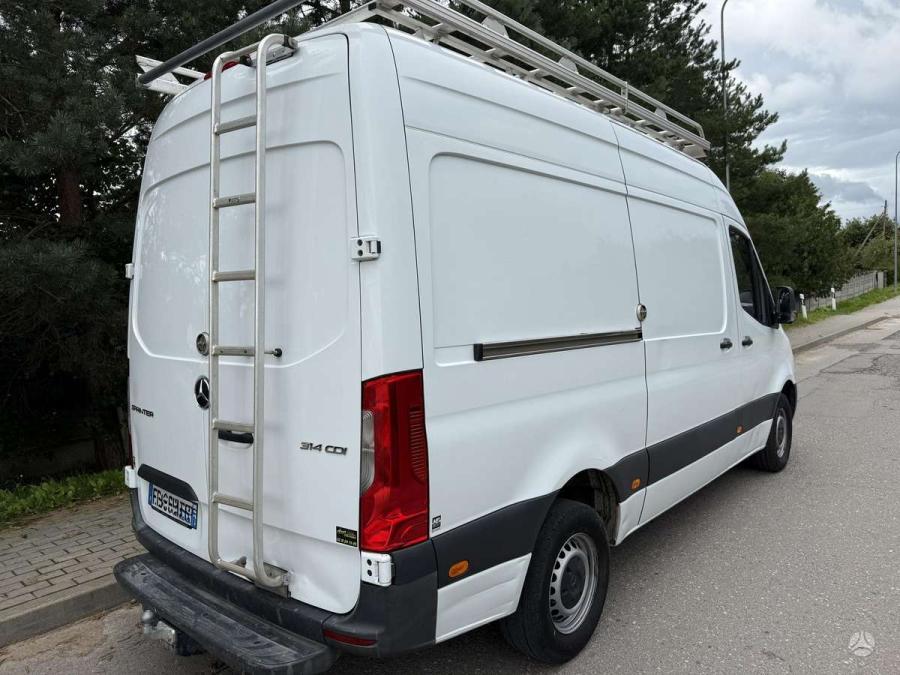Balts Mercedes-Benz Sprinter 2020 Tauragė, ar dzinēja tilpumu 2.14 L un nobraukumu 292 tūkst. km par 12500 €, foto 5 vietnē AUTOMOTO.COM.LV