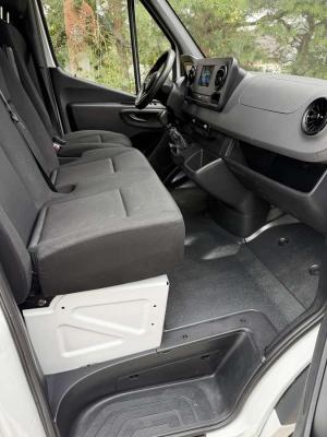 Balts Mercedes-Benz Sprinter 2020 Tauragė, ar dzinēja tilpumu 2.14 L un nobraukumu 292 tūkst. km par 12500 €, foto 10 vietnē AUTOMOTO.COM.LV