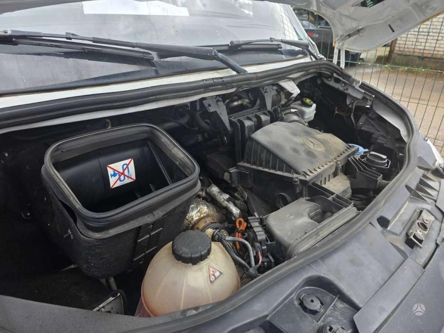 White Mercedes-Benz Sprinter 2021 in Kaunas, with an engine capacity of 1.95 L and mileage of 713 thousand km for 11800 €, photo 4 on AUTOMOTO.COM.LV
