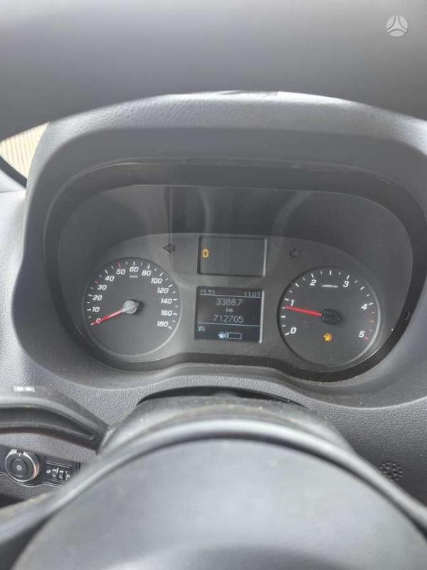 Balts Mercedes-Benz Sprinter 2021 Kauņa, ar dzinēja tilpumu 1.95 L un nobraukumu 713 tūkst. km par 11800 €, foto 4 vietnē AUTOMOTO.COM.LV
