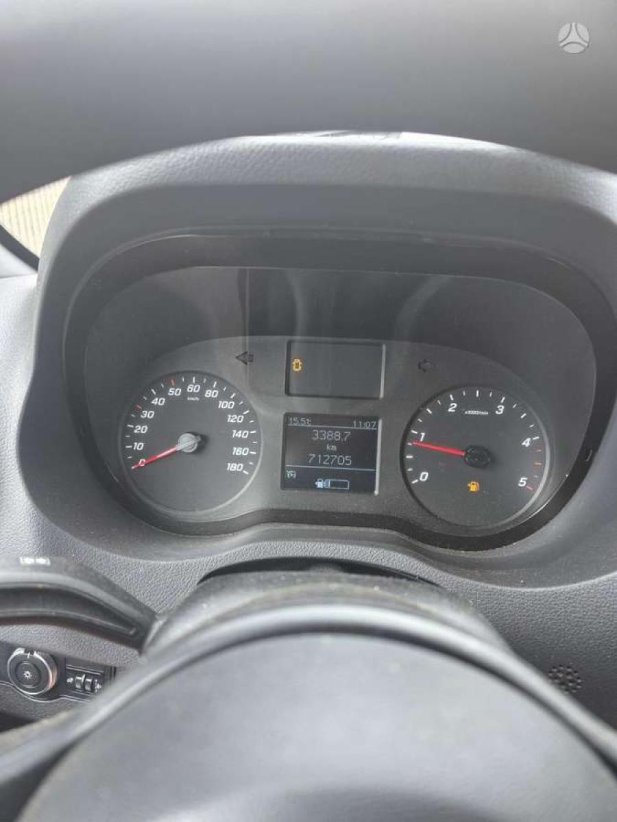 White Mercedes-Benz Sprinter 2021 in Kaunas, with an engine capacity of 1.95 L and mileage of 713 thousand km for 11800 €, photo 5 on AUTOMOTO.COM.LV