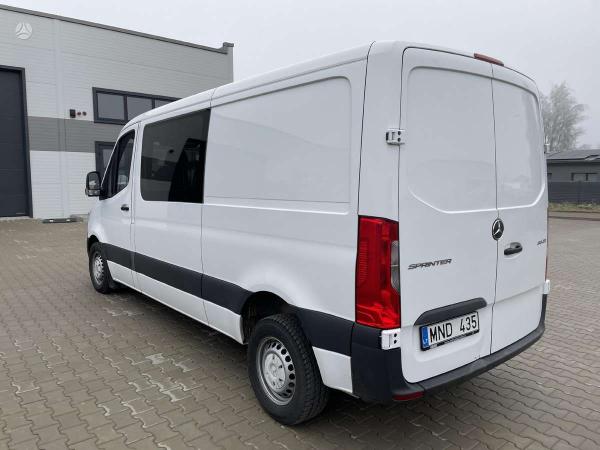 White Mercedes-Benz Sprinter 2023 in Vilnius, with an engine capacity of 1.95 L and mileage of 433 thousand km for 16500 €, photo 4 on AUTOMOTO.COM.LV