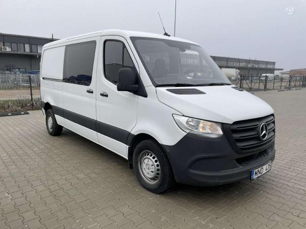 White Mercedes-Benz Sprinter 2023 in Vilnius, with an engine capacity of 1.95 L and mileage of 433 thousand km for 16500 €, photo 7 on AUTOMOTO.COM.LV