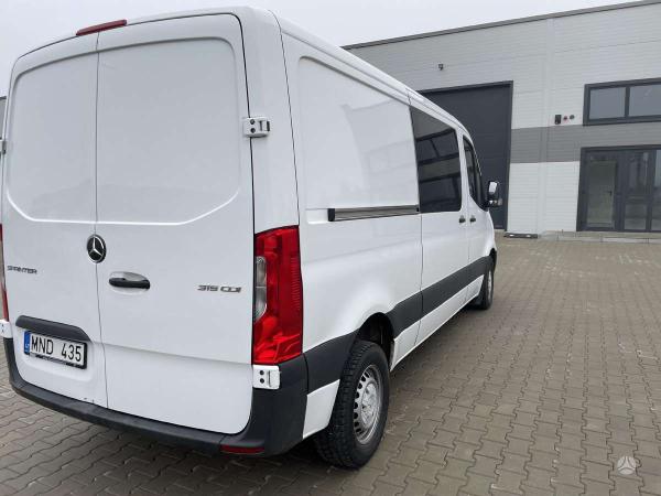White Mercedes-Benz Sprinter 2023 in Vilnius, with an engine capacity of 1.95 L and mileage of 433 thousand km for 16500 €, photo 8 on AUTOMOTO.COM.LV