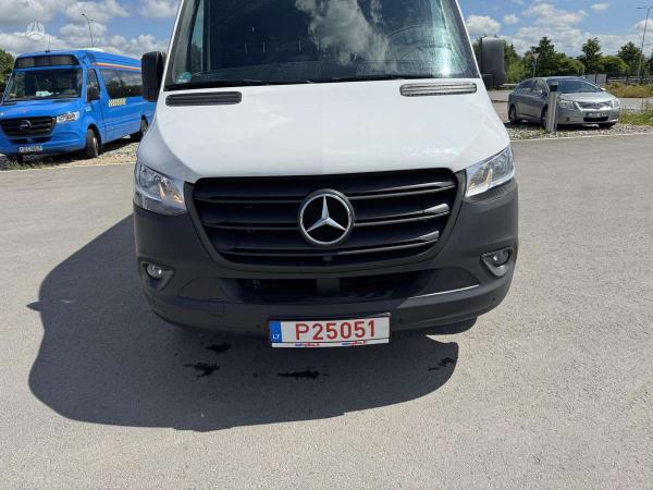 White Mercedes-Benz Sprinter 2023 in Kretinga, with an engine capacity of 1.95 L and mileage of 91 thousand km for 28500 €, photo 3 on AUTOMOTO.COM.LV