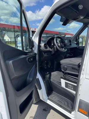 White Mercedes-Benz Sprinter 2023 in Kretinga, with an engine capacity of 1.95 L and mileage of 91 thousand km for 28500 €, photo 18 on AUTOMOTO.COM.LV