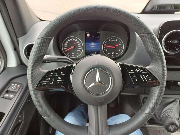 Balts Mercedes-Benz Sprinter 2025 Kauņa, ar dzinēja tilpumu 1.95 L un nobraukumu 5 tūkst. km par 34990 €, foto 6 vietnē AUTOMOTO.COM.LV