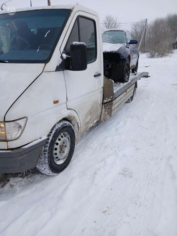 Balts Mercedes-Benz Sprinter 1998 Rokiškis, ar dzinēja tilpumu 2.90 L un nobraukumu 1000000 tūkst. km par 2250 €, foto 1 vietnē AUTOMOTO.COM.LV