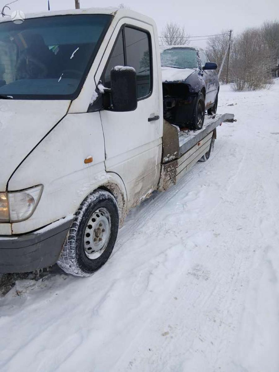 White Mercedes-Benz Sprinter 1998 in Rokiskis, with an engine capacity of 2.90 L and mileage of 1000000 thousand km for 2250 €, photo 1 on AUTOMOTO.COM.LV