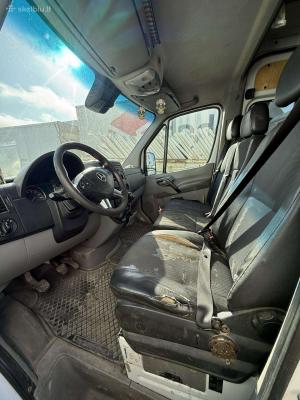 White Mercedes-Benz Sprinter 2011 in Raseiniai, with an engine capacity of 2.10 L and mileage of 0 thousand km for 2500 €, photo 4 on AUTOMOTO.COM.LV