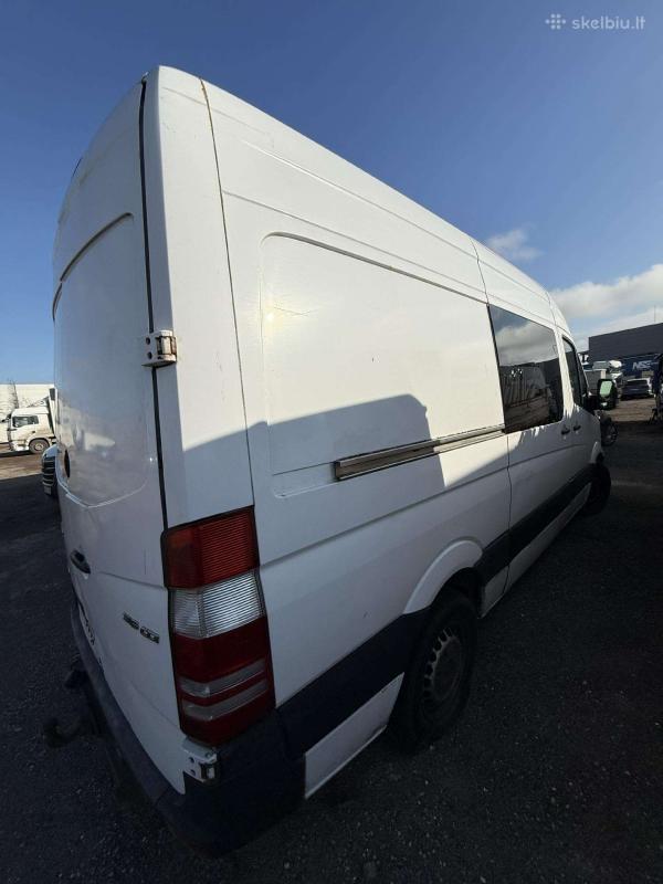 White Mercedes-Benz Sprinter 2011 in Raseiniai, with an engine capacity of 2.10 L and mileage of 0 thousand km for 2500 €, photo 8 on AUTOMOTO.COM.LV