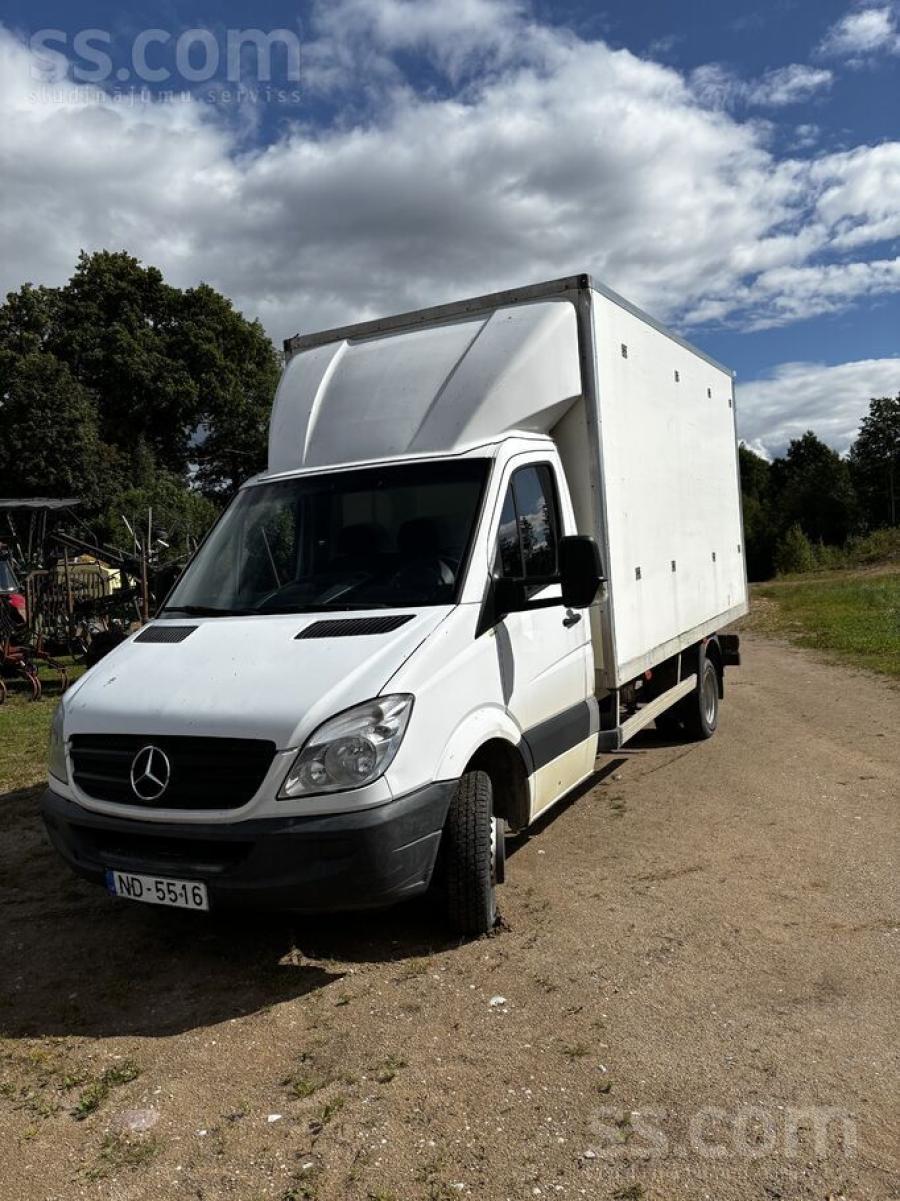 White Mercedes-Benz Sprinter 2013 in Kuldiga, with an engine capacity of 2.00 L and mileage of 298 thousand km for 10000 €, photo 2 on AUTOMOTO.COM.LV