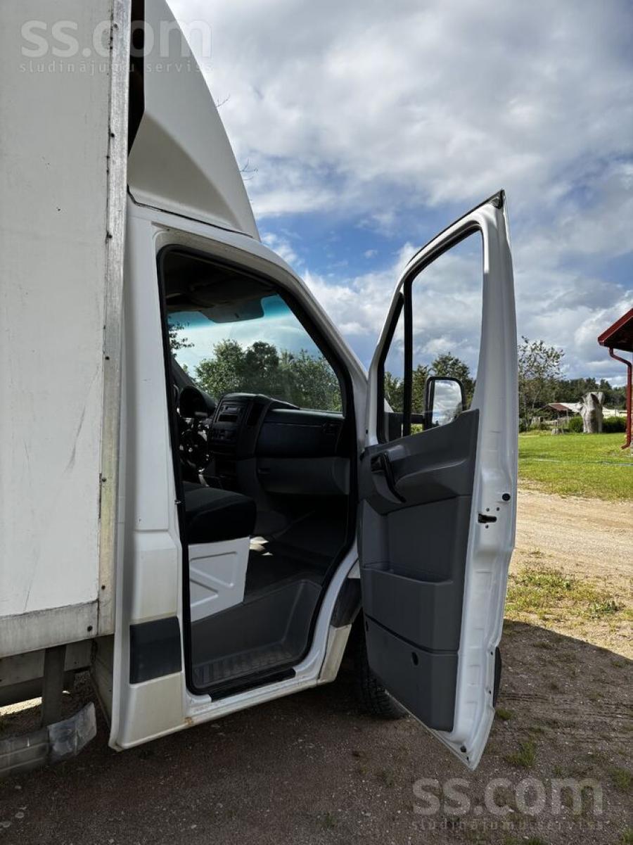 White Mercedes-Benz Sprinter 2013 in Kuldiga, with an engine capacity of 2.00 L and mileage of 298 thousand km for 10000 €, photo 7 on AUTOMOTO.COM.LV