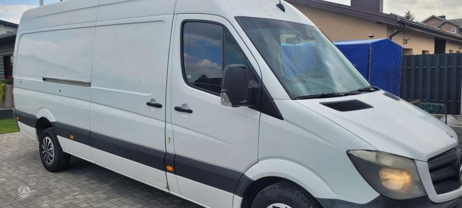 Balts Mercedes-Benz Sprinter 2015 Šauļi, ar dzinēja tilpumu 2.14 L un nobraukumu 558 tūkst. km par 6200 €, foto 1 vietnē AUTOMOTO.COM.LV