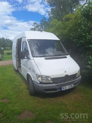 White Mercedes-Benz Sprinter 2001 in Talsi, with an engine capacity of 2.20 L and mileage of 294 thousand km for 2550 €, photo  on AUTOMOTO.COM.LV