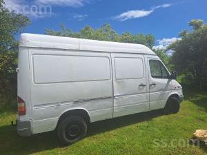 Balts Mercedes-Benz Sprinter 2001 Talsi, ar dzinēja tilpumu 2.20 L un nobraukumu 294 tūkst. km par 2550 €, foto 5 vietnē AUTOMOTO.COM.LV